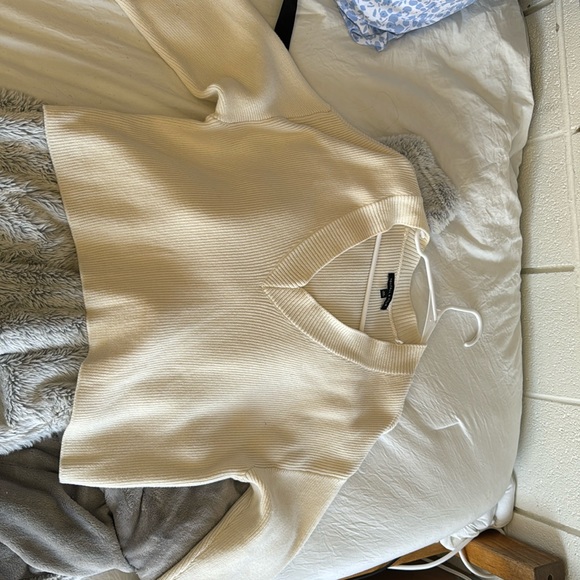 Kendall & Kylie | Sweaters | Kendall And Kylie Cropped Sweater | Poshmark